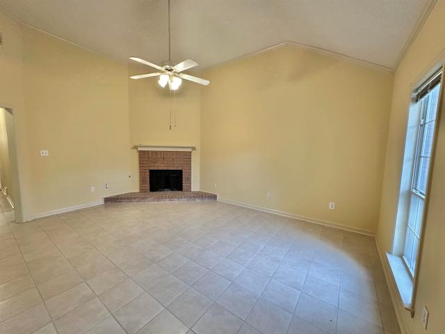 596 w ashley glen cir