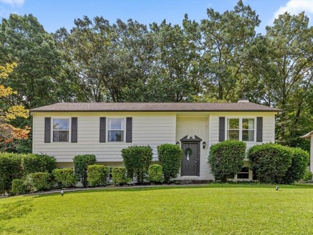 5974 Westmere Dr, Knoxville, TN 37909