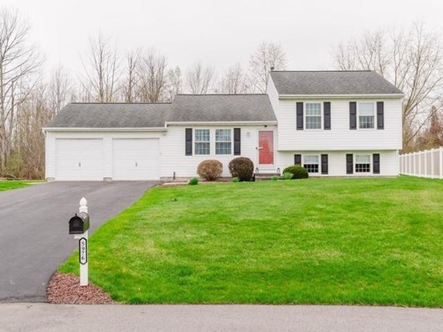 5976 Arentine Way, Cicero, NY 13039