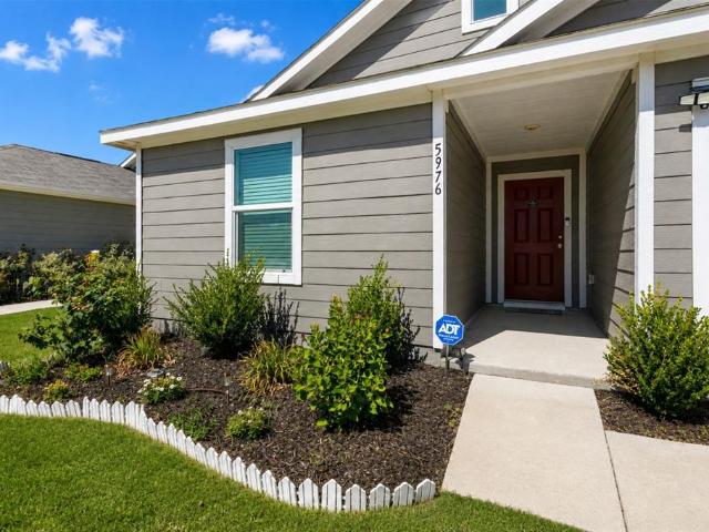 5976 Princeton