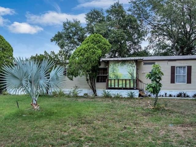 5978 Foxhollow Dr, Winter Haven, FL 33884