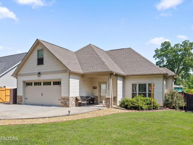 5979 Winding Ln, Hixson, TN 37343