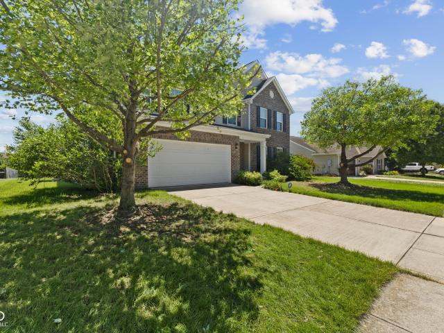 5973 Oakhaven Drive