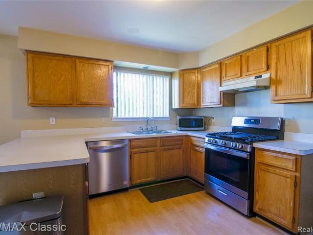 5973 Cottonwood Drive