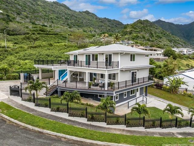 597 and 597A Papahehi Pl, Honolulu, HI 96821