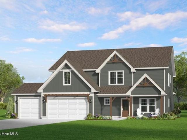 597 Belcroft Dr, Carthage, NC 28327