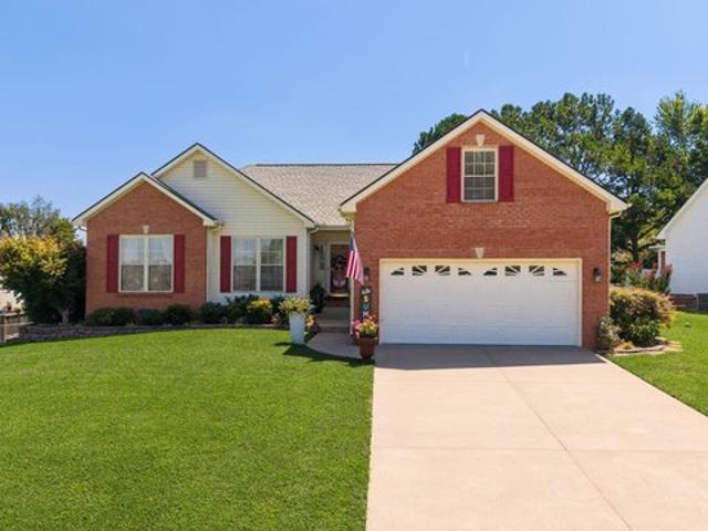 597 Edinburgh Way, Clarksville, TN 37043