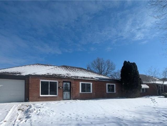 597 Hemlock Dr, Euclid, OH 44132