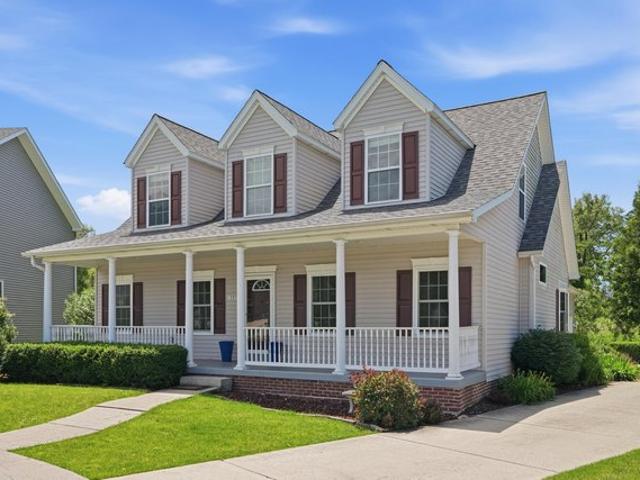 597 O Hagan Dr, Crown Point, IN 46307