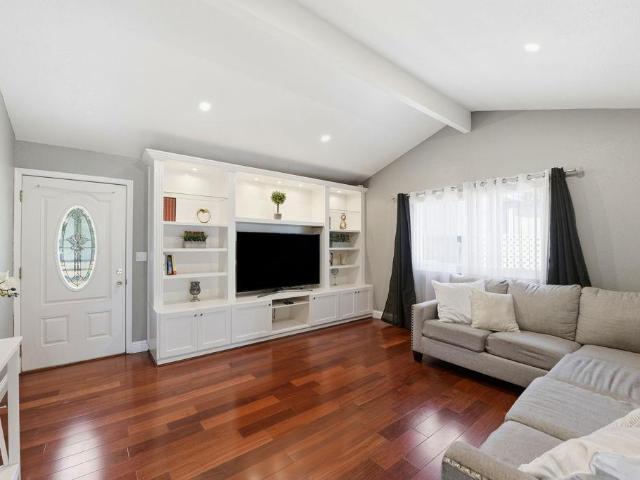 597 Oldbrook Court