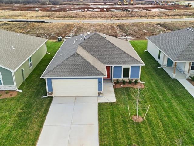 597 W Bluebird Street