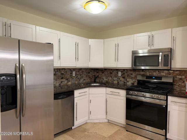 597 Woodbine Lane