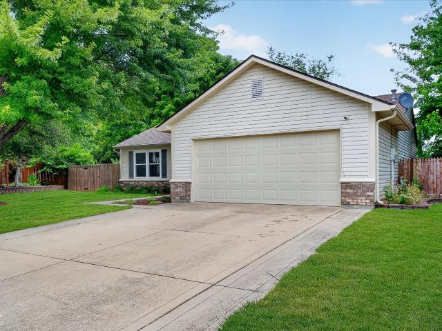 597 Woodfield Circle