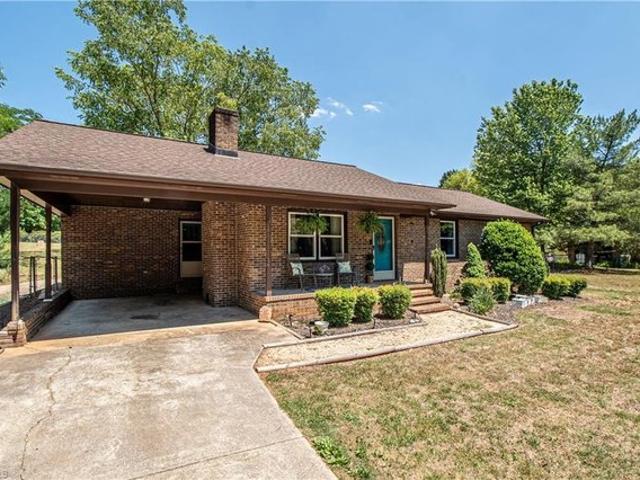 5984 Pepper Rd, Oak Ridge, NC 27310