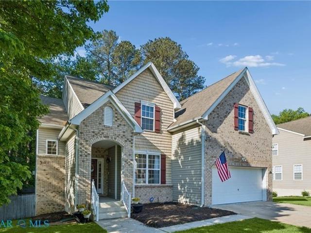 5988 Erin Leigh Dr, Gloucester, VA 23061
