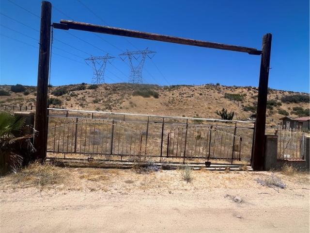 5988 Telephone Canyon