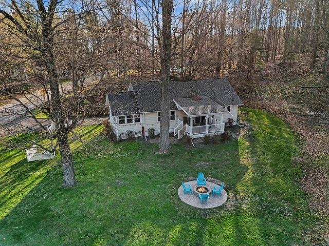 5989 Barnhart Rd, Ludington, MI 49431