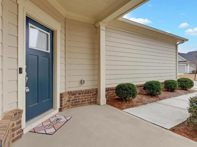 5989 Rollingwood Way
