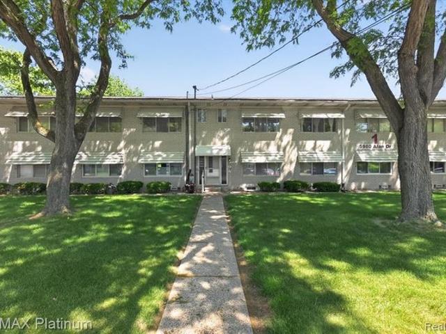 5980 Alan Dr Apt 8, Brighton Township, MI 48116