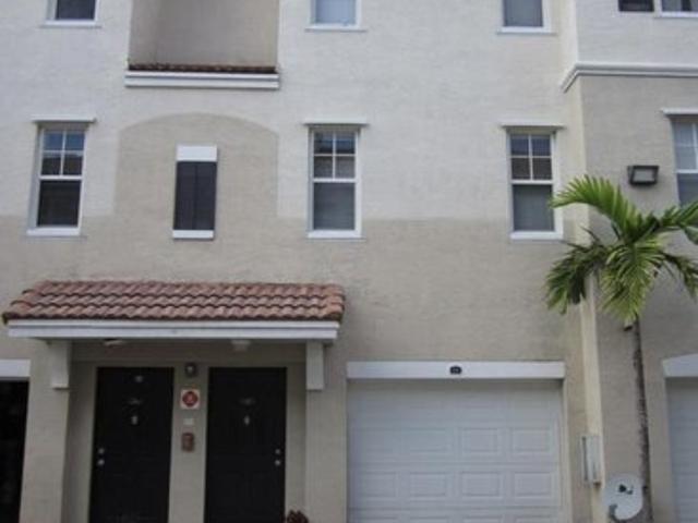 5980 W Sample Rd Apt 203, Coral Springs, FL 33067