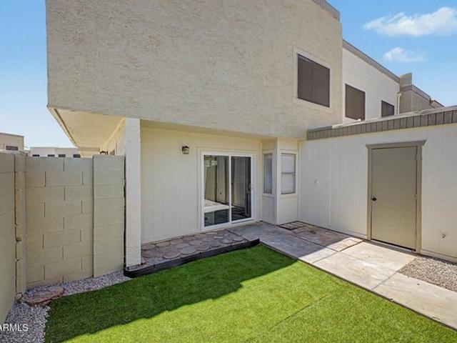 5981 N 48th Dr, Glendale, AZ 85301