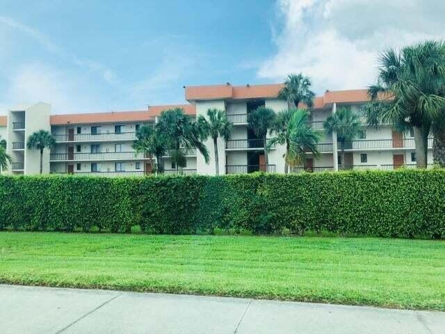 5981 Via Vermilya Apt 106, Lake Worth, FL 33462