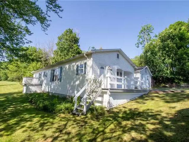5983 CLARK RD, NEWARK, NY 14513 Single Family Residence For Sa.