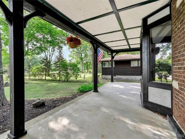 598 Baseline Road