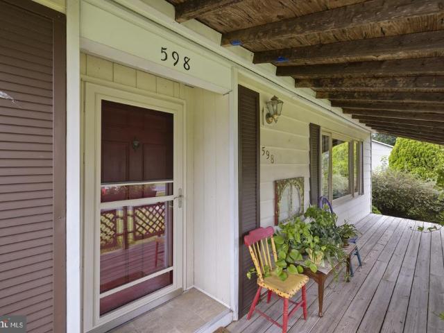 598 Grant Drive