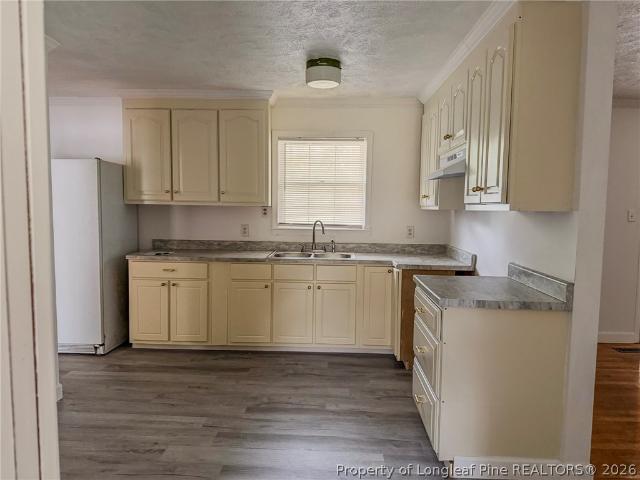 598 Forest Road