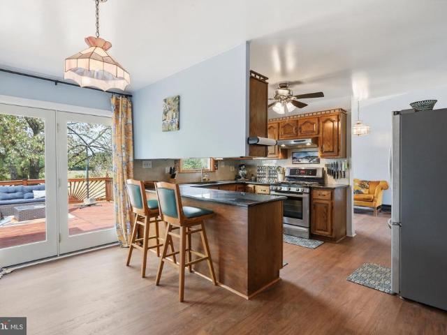 598 White Oaks Drive