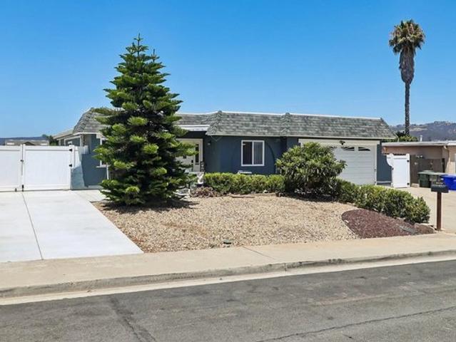 598 Tam O Shanter Dr, San Marcos, CA 92069