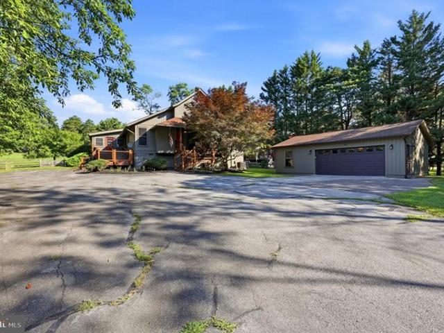 598 Tecumseh Trl, Hedgesville, WV 25427