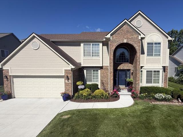5994 Cedar Ridge Dr, Ann Arbor, MI 48103