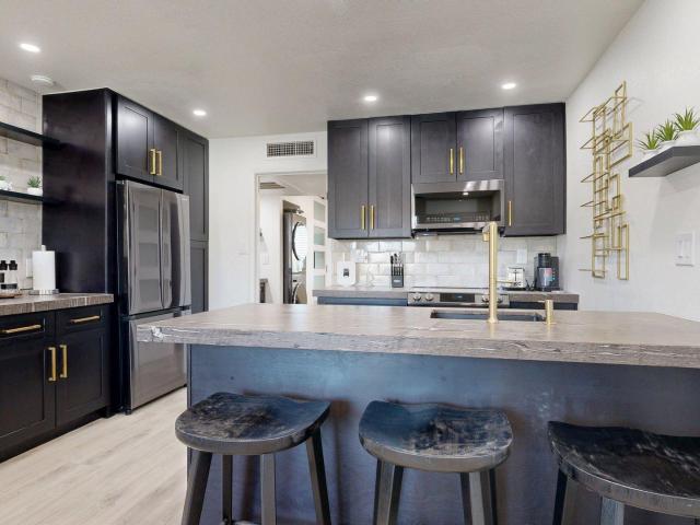 5995 N 78TH Street # 2078