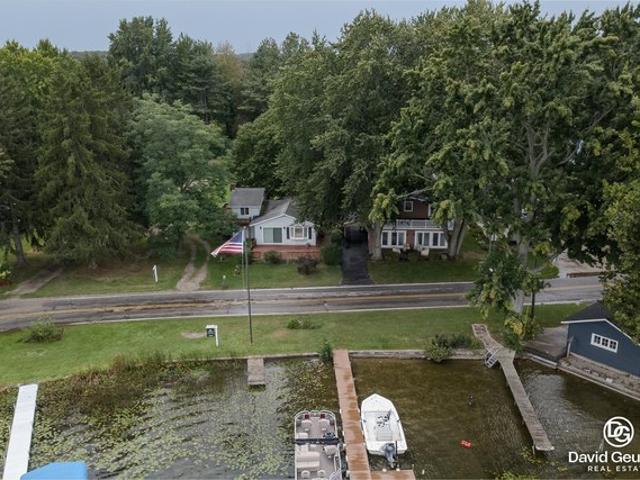 5996 nd Ave, Fennville, MI 49408