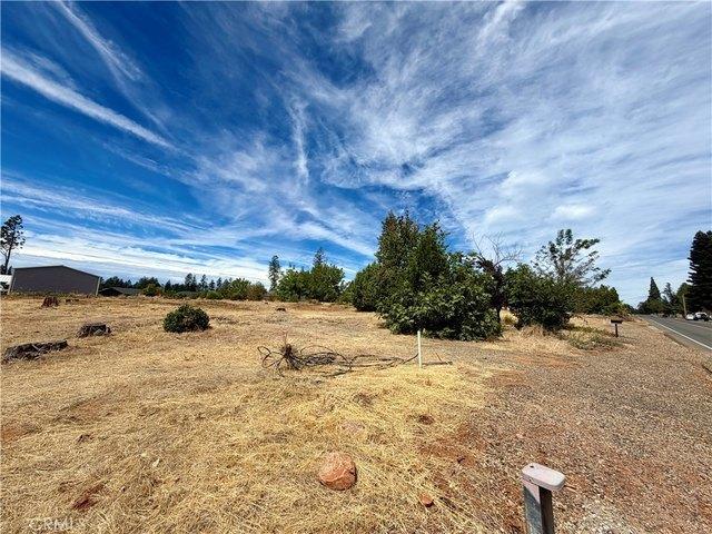 5997 Sawmill Rd, Paradise, CA 95969
