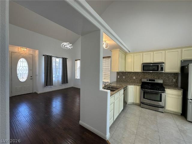 5999 Quiet Glow Avenue