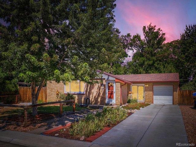 5990 Everett St, Arvada, CO 80004