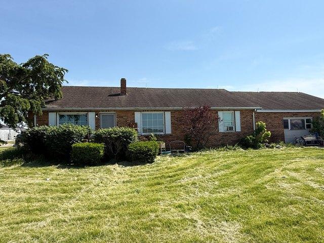 5991 Kinmundy Rd, Louisville, IL 62858