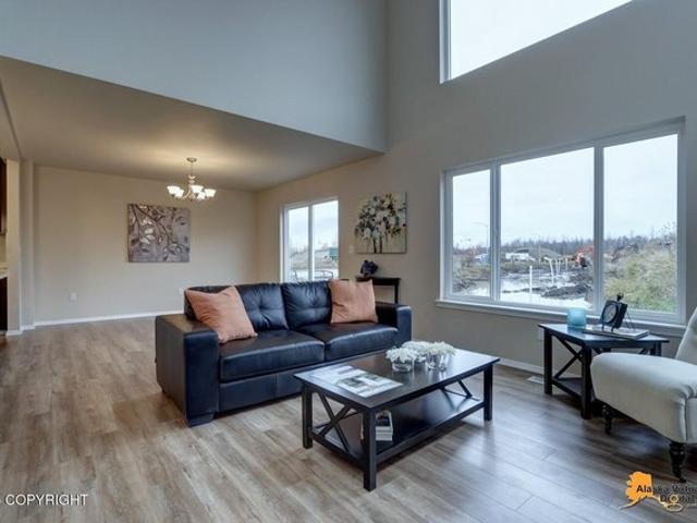 5991 Takotna Loop, Anchorage, AK 99504