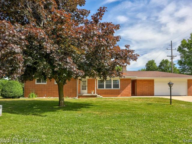 5992 Dubois Road