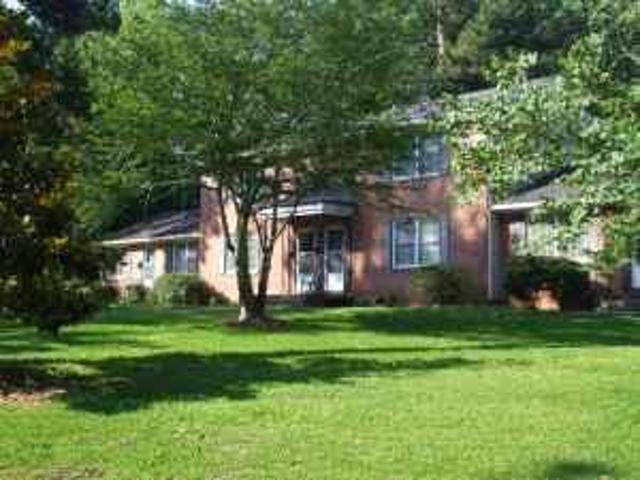 $599 / 2br Huge Floorplans Vista Circle