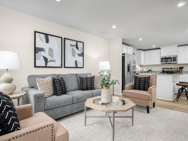 599 Big Bend Ct Unit 101, White House, TN 37188