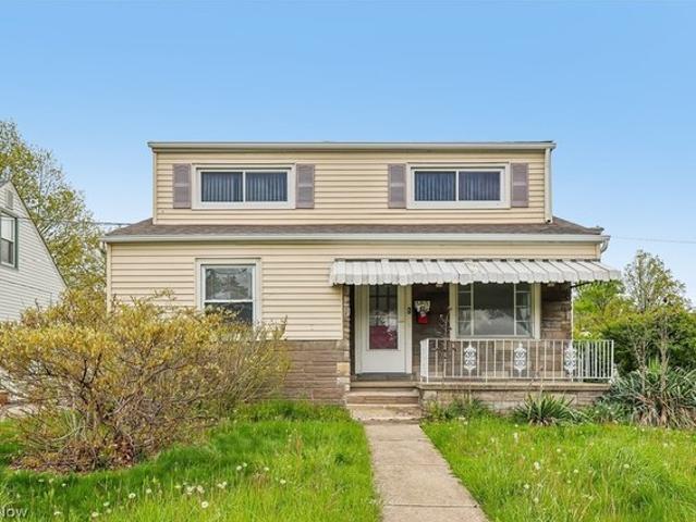 599 E 250th St, Euclid, OH 44132