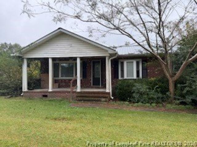 599 Haws Run Rd, Jacksonville, NC 28540