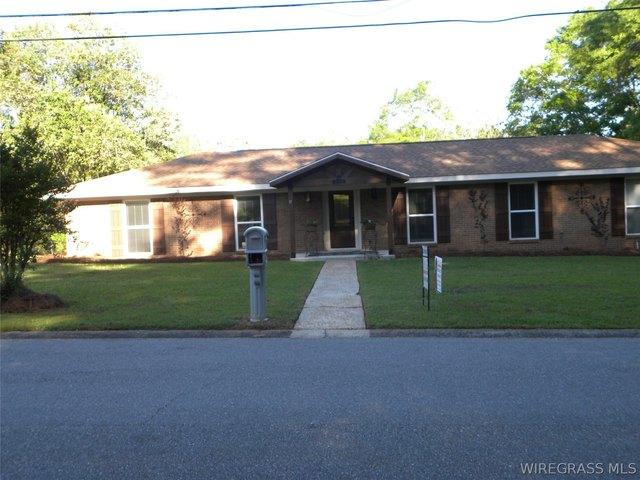 599 Parker Hills Dr, Ozark, AL 36360