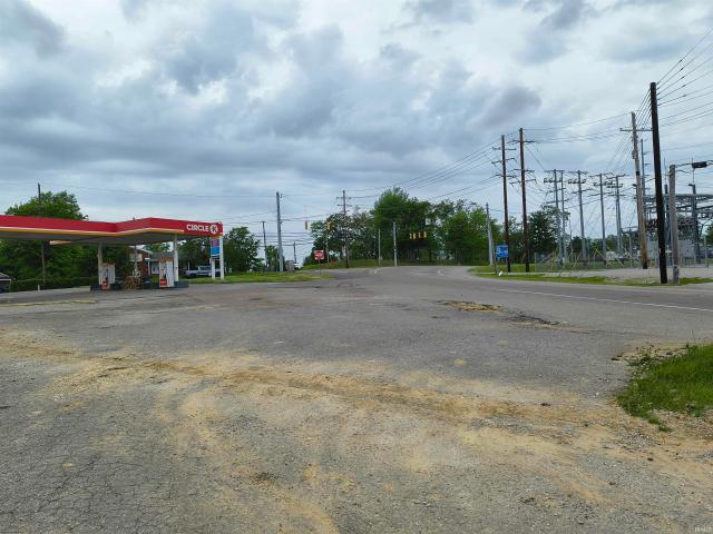 599 W State Route 62 Highway