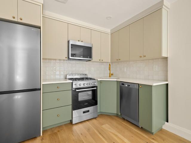 599 Van Buren Street, Brooklyn, NY