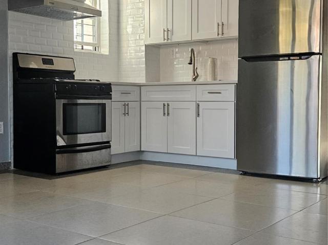 59 44 th Street | Compass